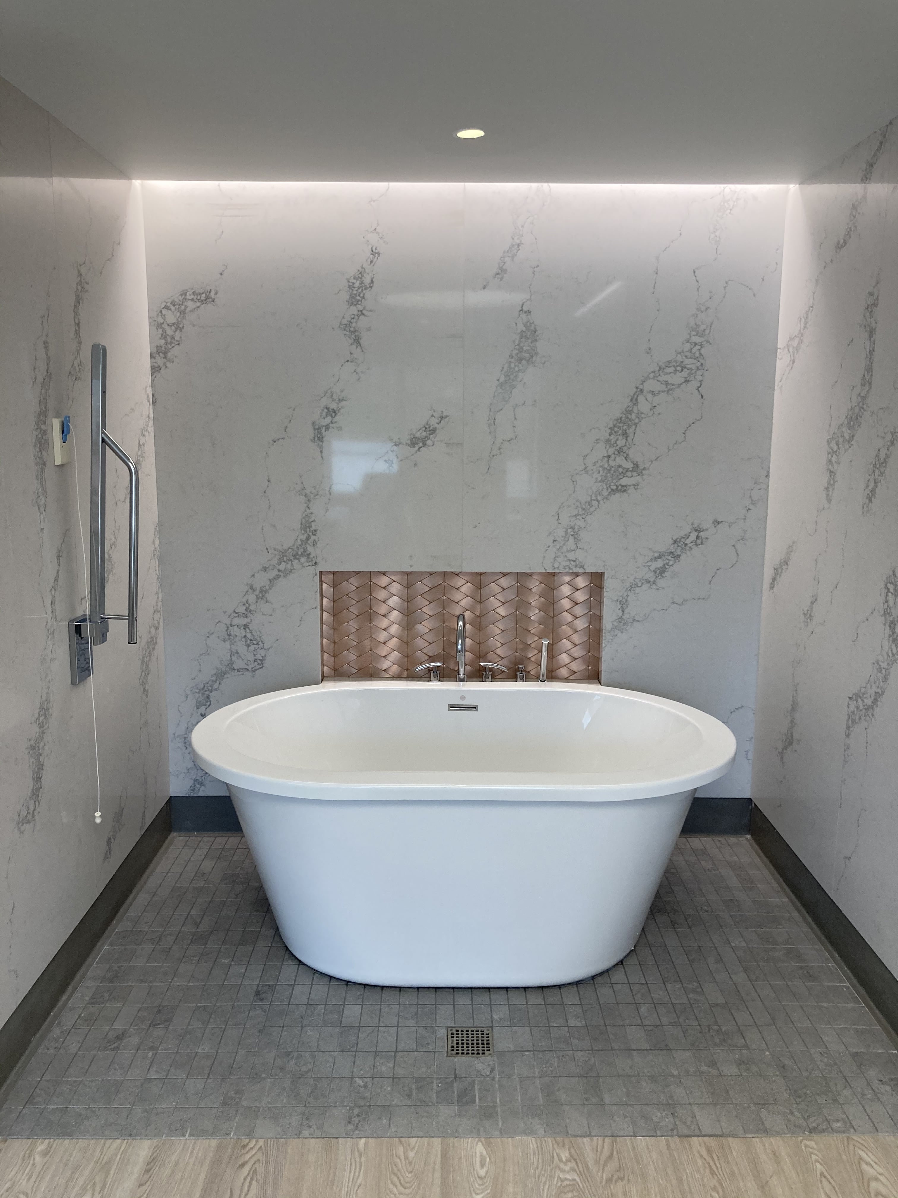 Halo Cove Floor Trim - Futrus® Solid Surface Solutions