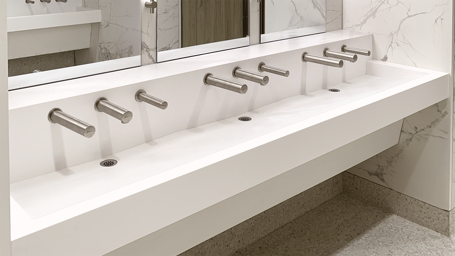 SkyDEK Trough Sink Module - Futrus® Solid Surface Solutions